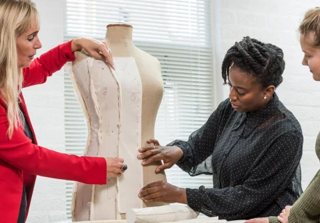 Modeopleiding tot Modeontwerper/ Fashion designer, | Modevakschool ...